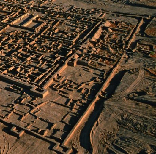 bensozia: Bactrian Composite Figures