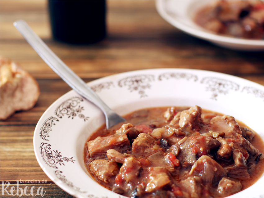 La cocina de Rebeca: Cordero guisado con setas