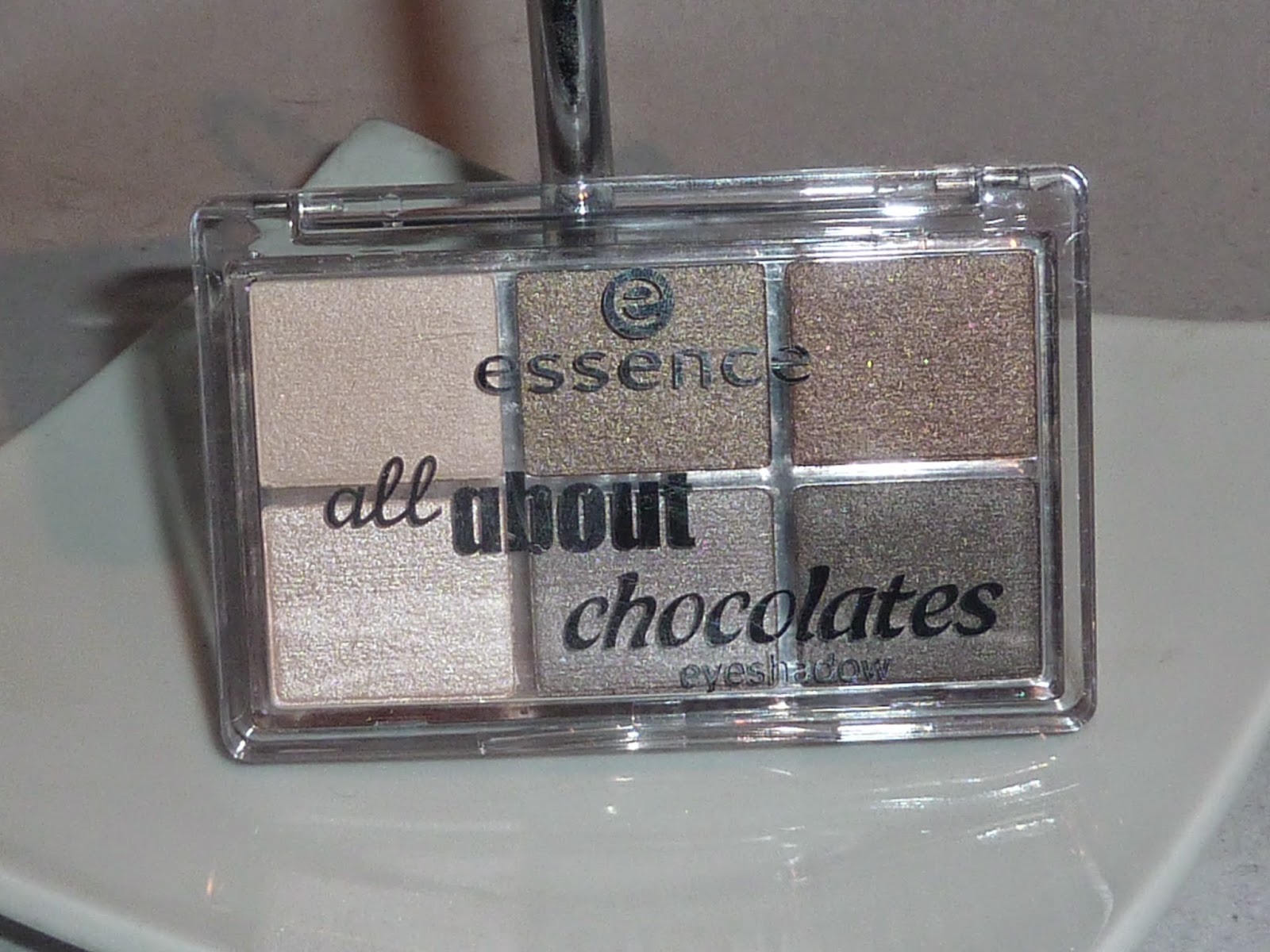 Meine Kosmetik: Essence all about chocolates