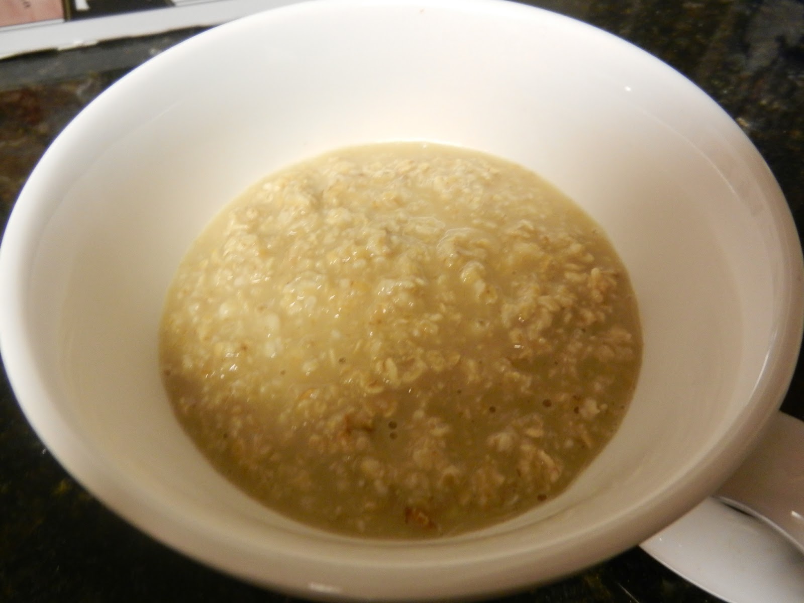 Belly of the Pig: McCann's Instant Irish Oatmeal Review