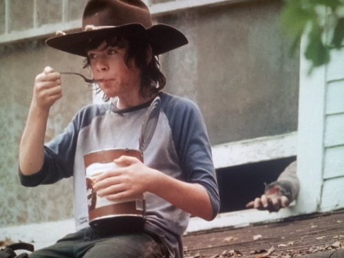 First you take an onion...: Season 6 'The Walking Dead' Premiere Dinner!