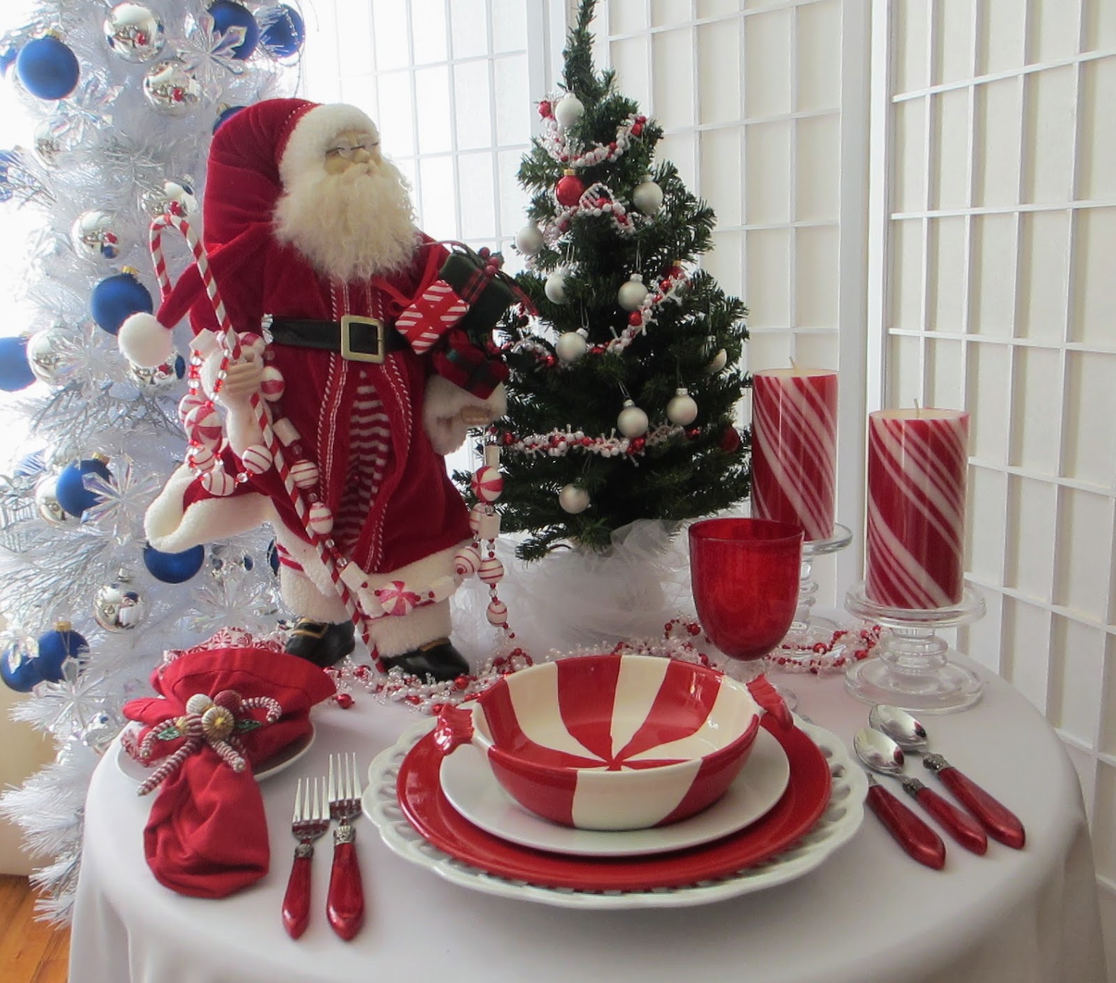 Table for One: Candy Cane Santa Table