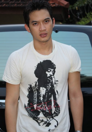 Biodata dan Profil Rezky Aditya Lengkap