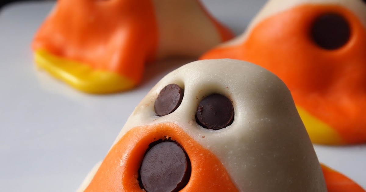 Candy Corn Ghosts! A post worth revisiting for Halloween.