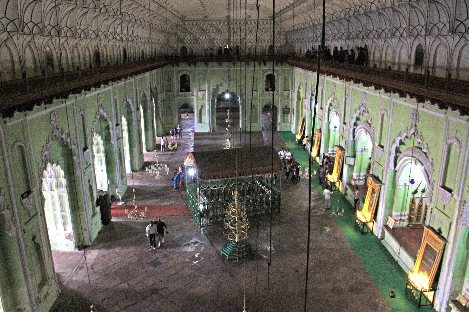 Lucknow- The magnificent Bara Imambara complex