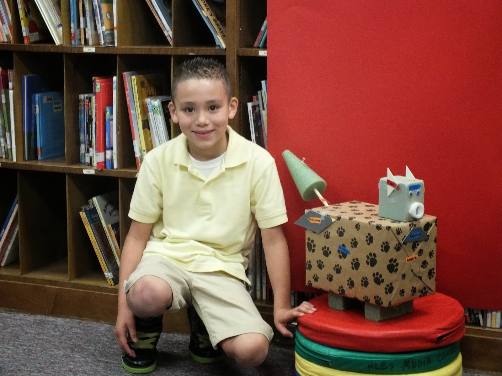 Geezy's 2nd Grade: 3-Dimensional Robot Projects!