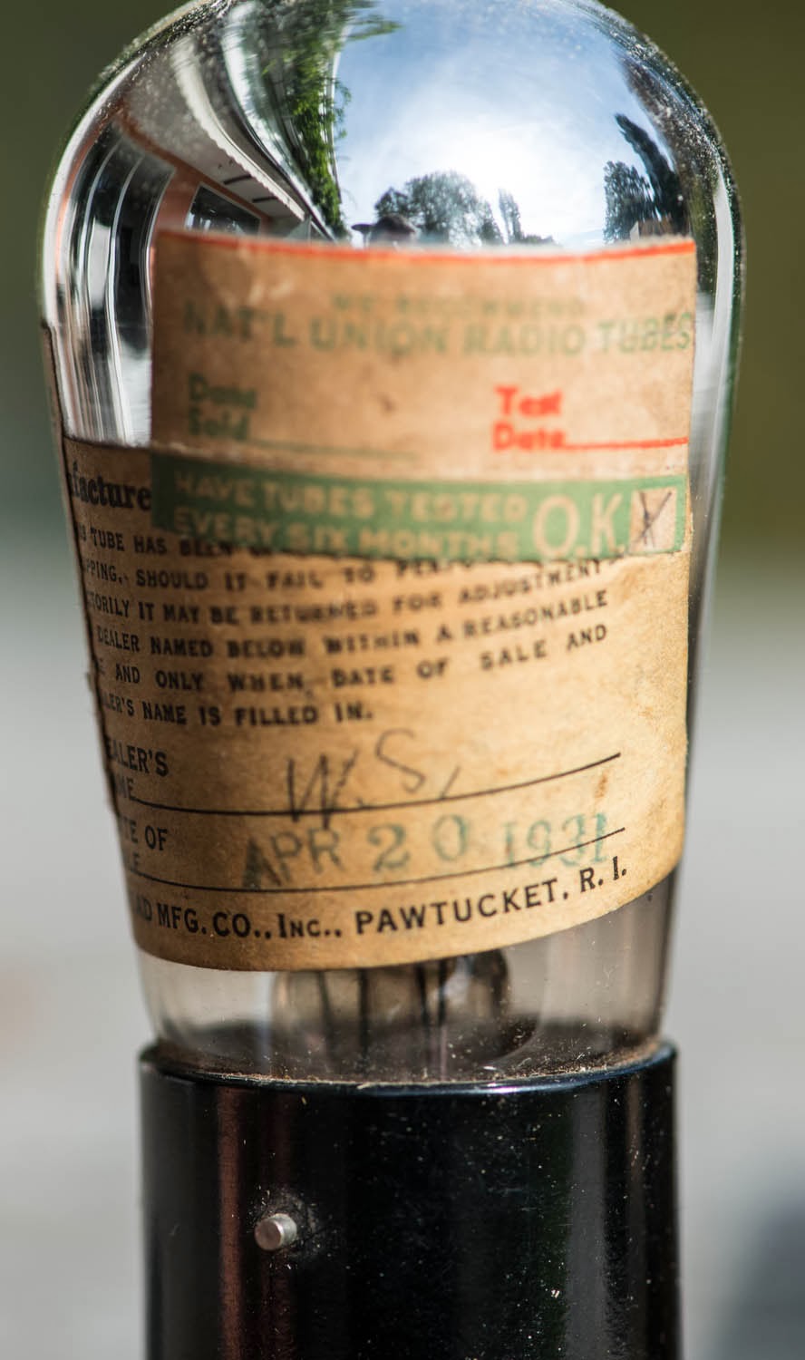 VinylSavor: Tube of the Month : The UX201A