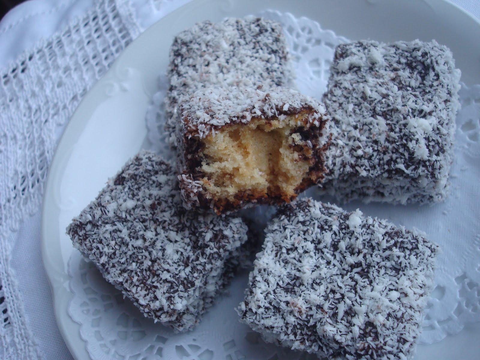 Micul in bucatarie: Prajitura cu cocos