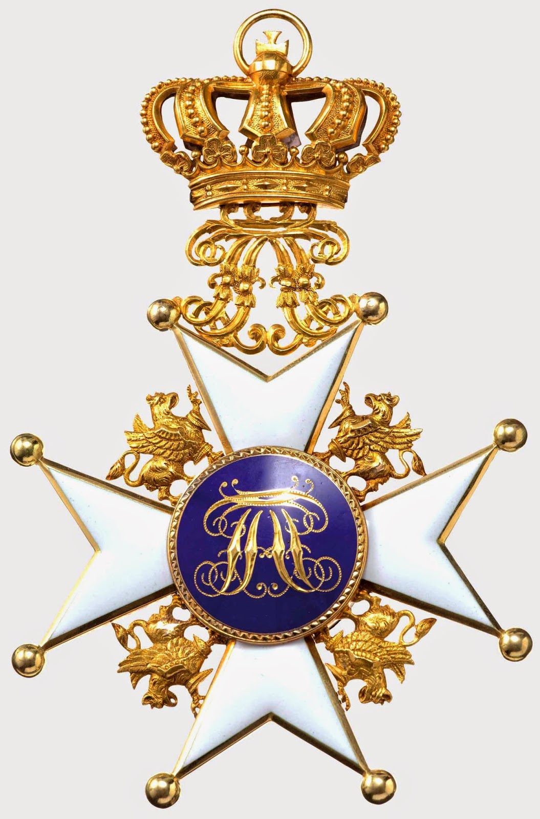 Royalty & Pomp: THE REGALIA