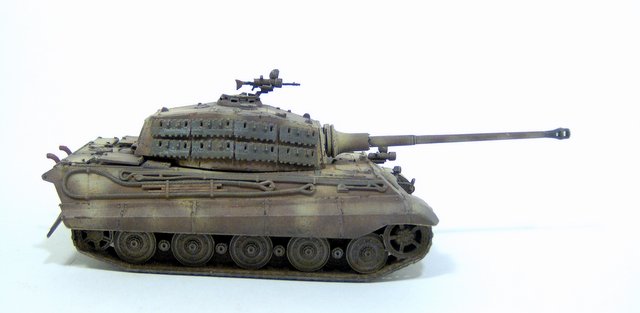 Gulumik Military Models: Night King Tiger 1/72 Revell/Scratch - Gallery