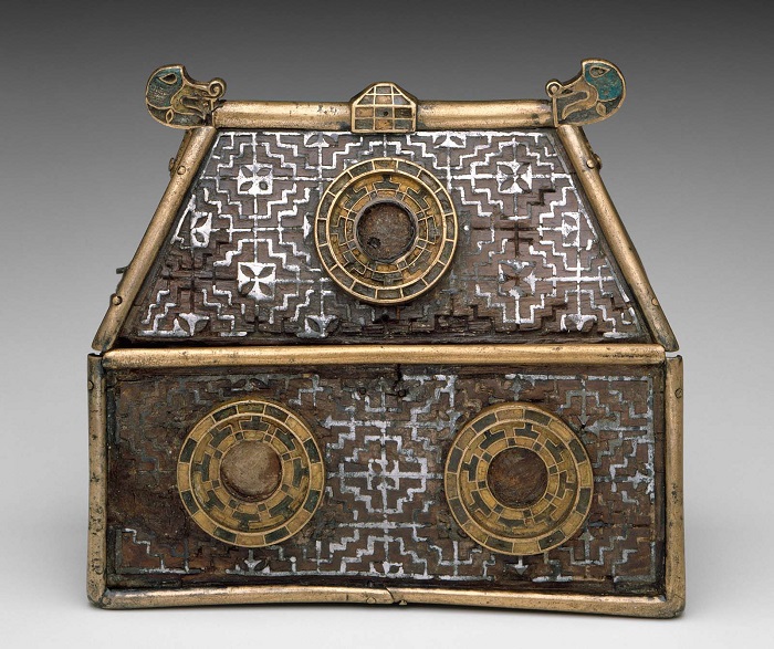 Archaeological Items of Irish origin at The Museum of Fine Art, Boston