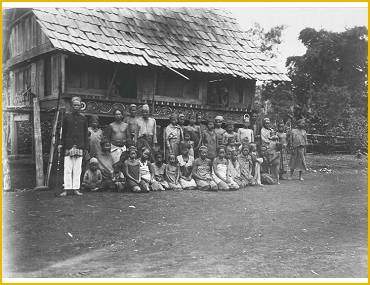 RUMAH TRADISIONAL SUKU MELAYU ALAM KERINCI - Kerinci Inspirasi