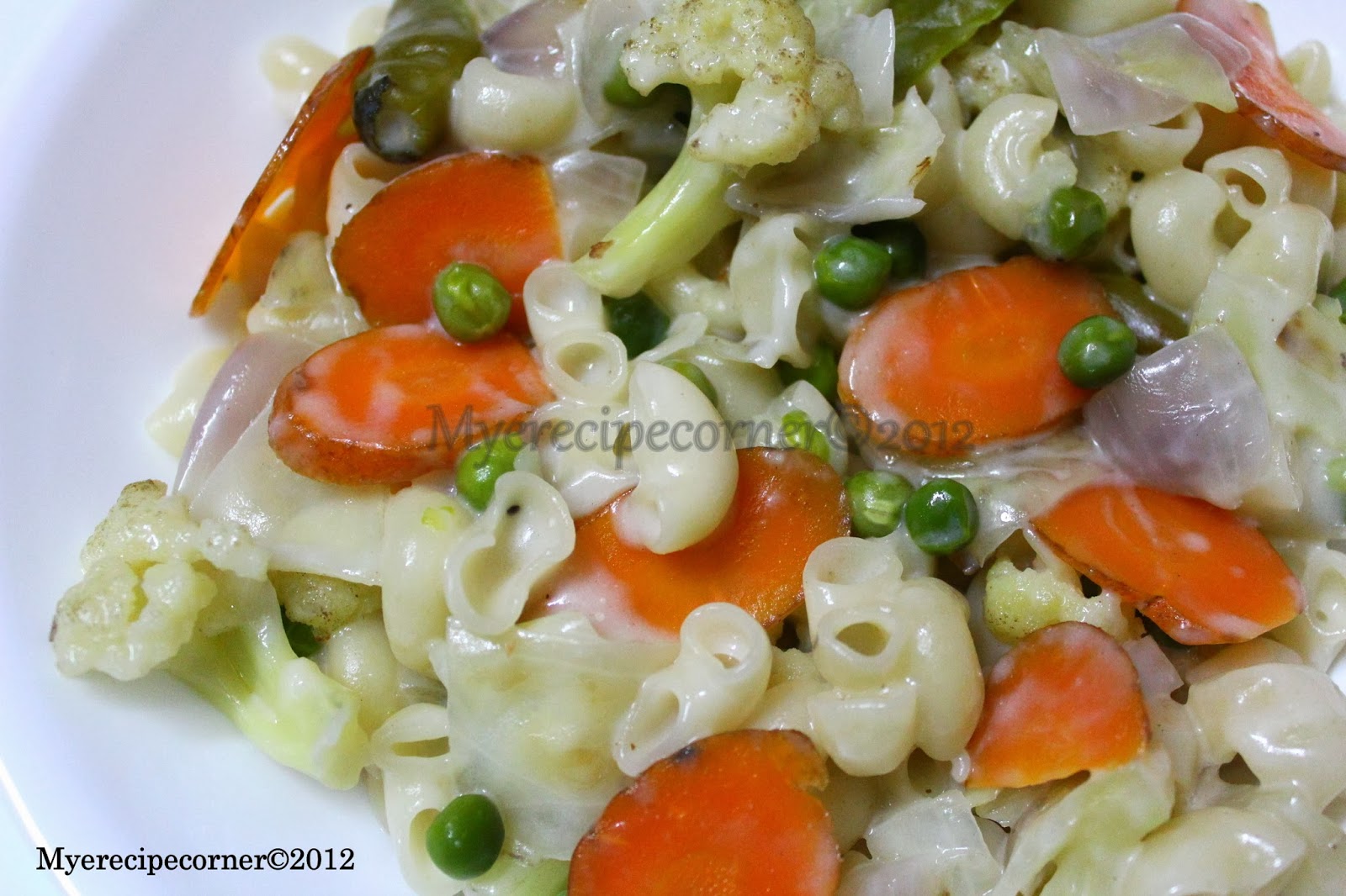 Mye's Kitchen: Pasta Vegetable Stew