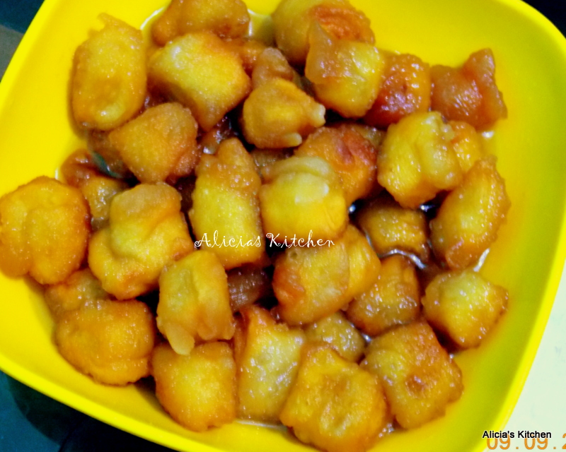 Antara's Kitchen: Sakkar pare recipe