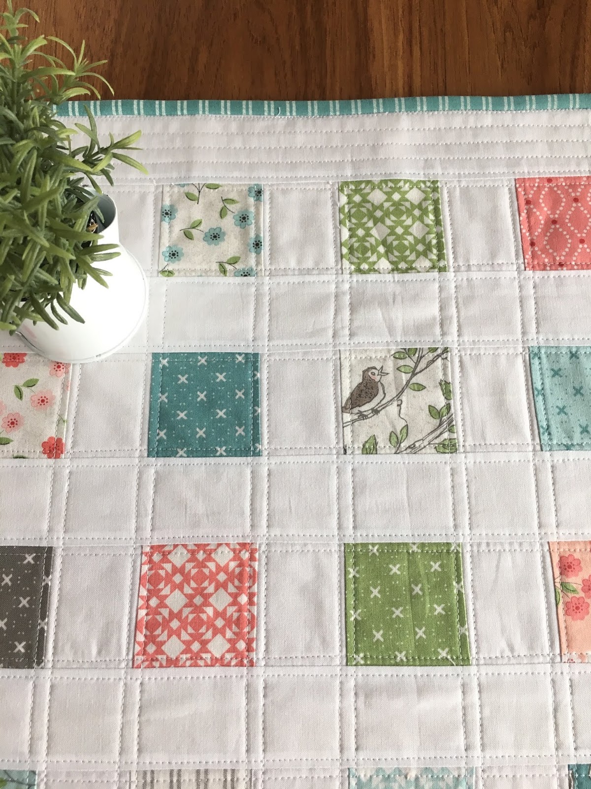 Fresh Dew Drops: Mini Charm Fun Quilt - Free Tutorial