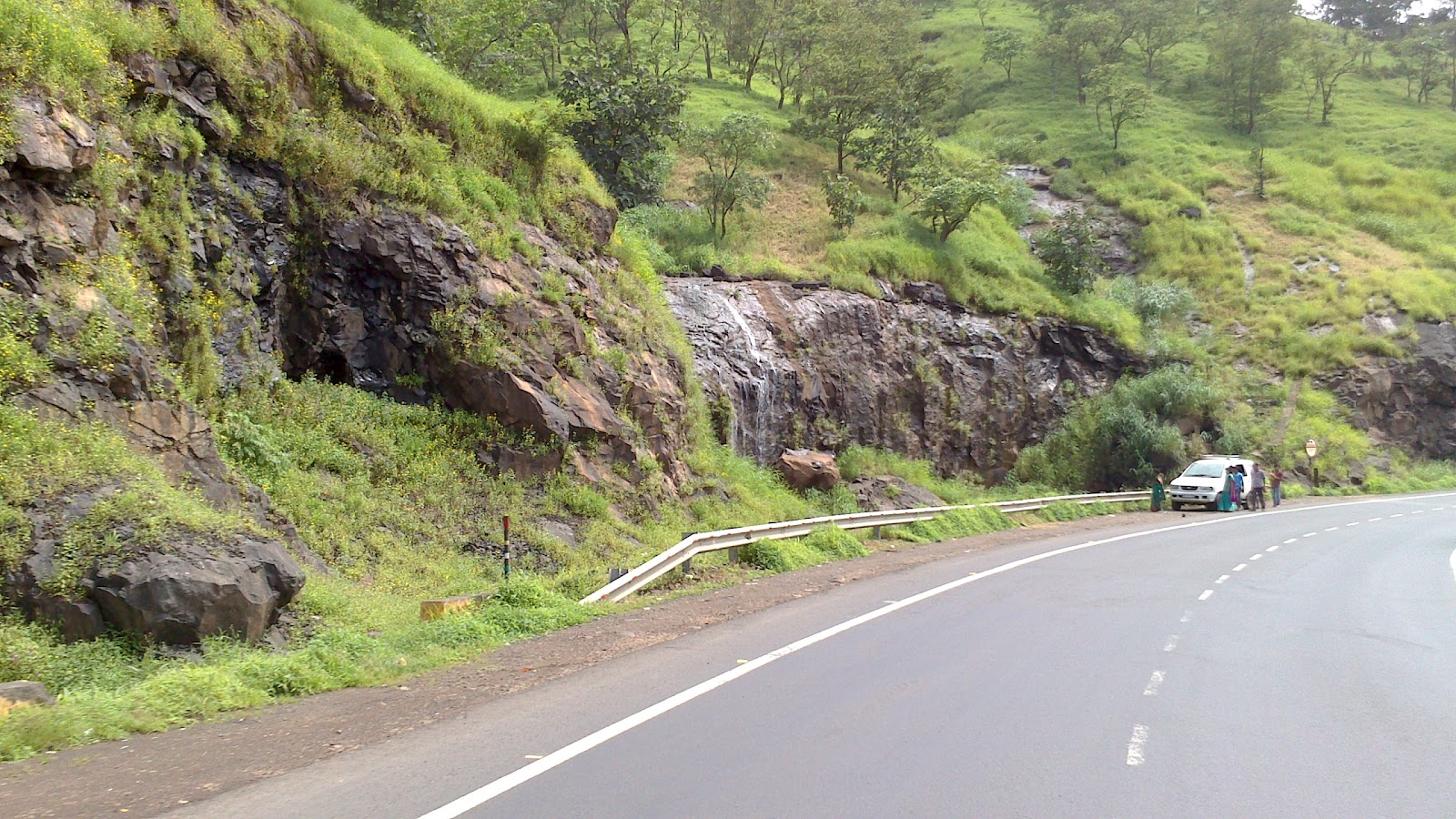 Thoughts & Feelings: Roads Roads Roads (Kasara Ghat)