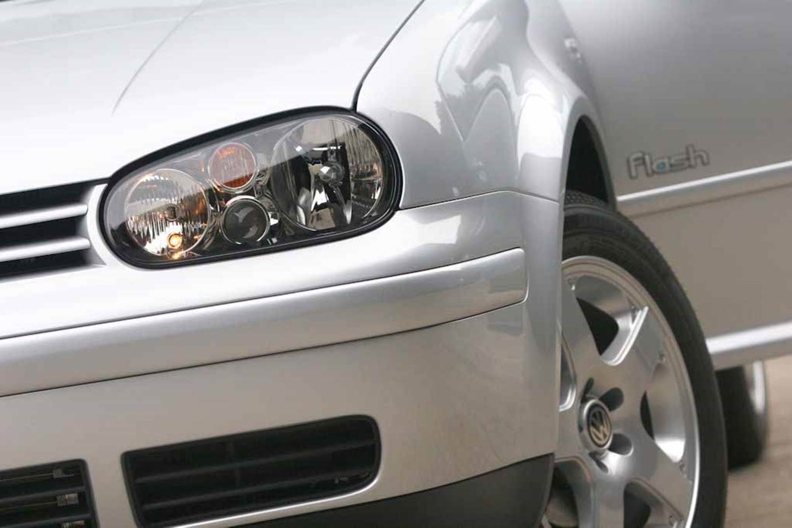 Volkswagen Golf 2006 Flash: fotos, preço e especificações