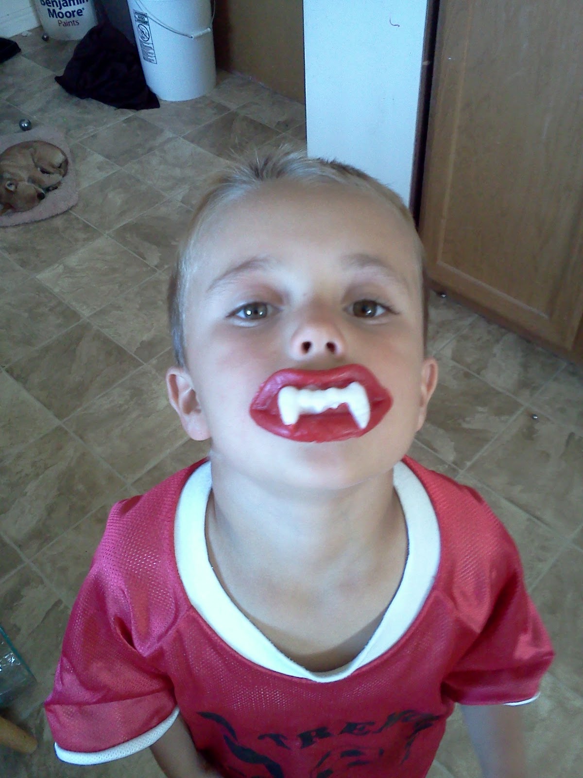 The Yard of the Living Dead: Fangs For The Memories