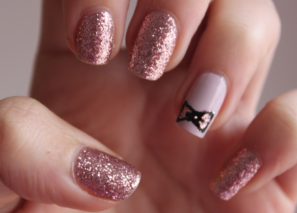 WAH Nails - A LITTLE OBSESSED