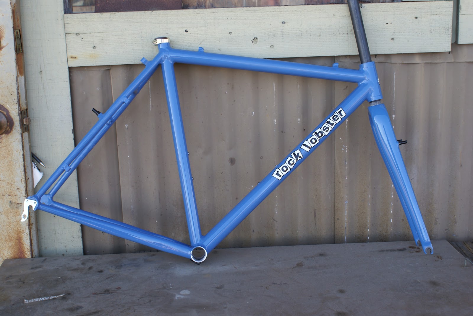what's up in Santa Cruz: Two aluminum 'cross frames with forks painted ...