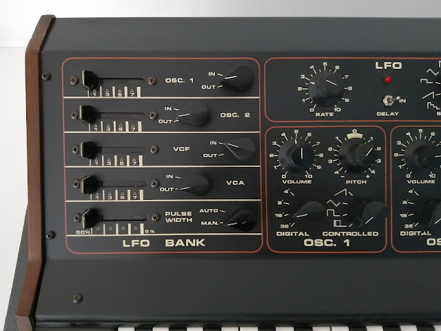 MATRIXSYNTH: Rare CRUMAR DS-1 // Less than 200 made in 1978 SN 28