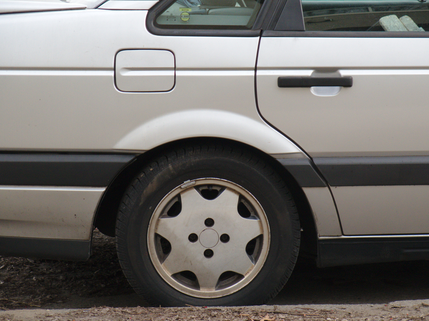 Old Parked Cars Vancouver: 1991 Volkswagen Passat GL