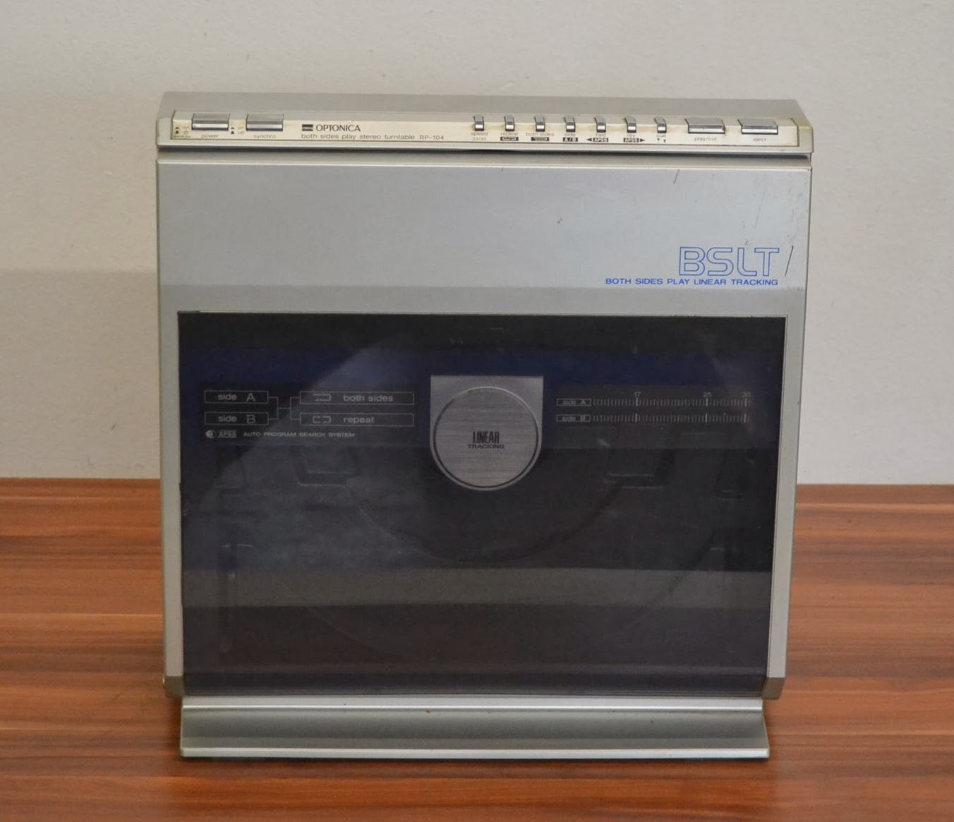 Housefidelity: Sharp Optonica RP-104