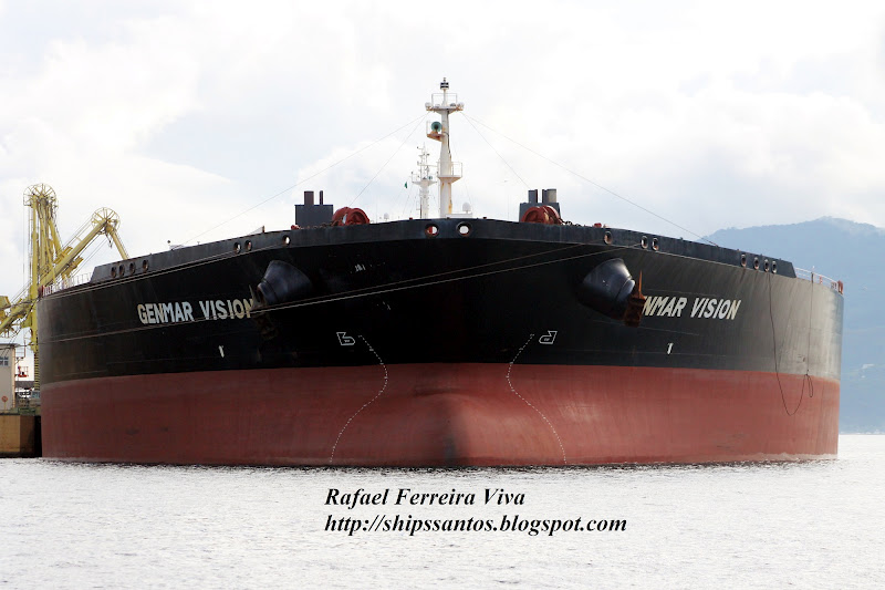 Navios em Santos: Genmar Vision atraca em São Sebastião
