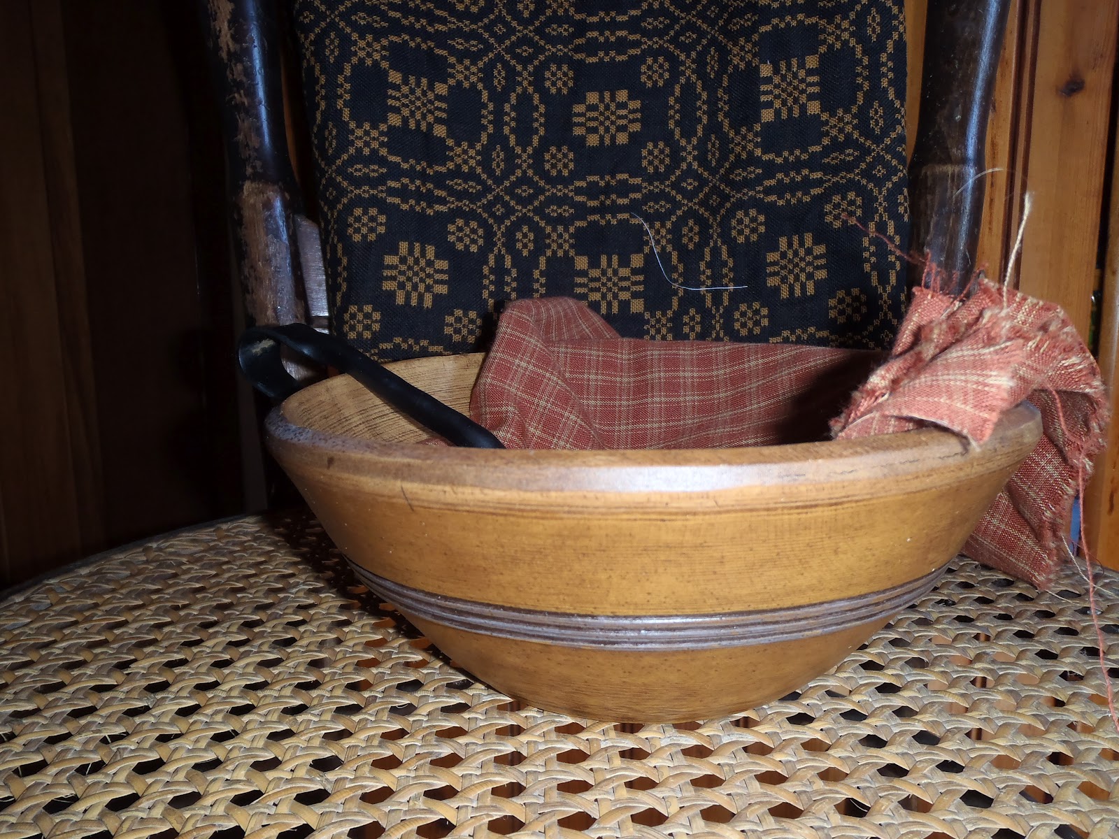 Bittersweet Primitive Gatherings: Treenware