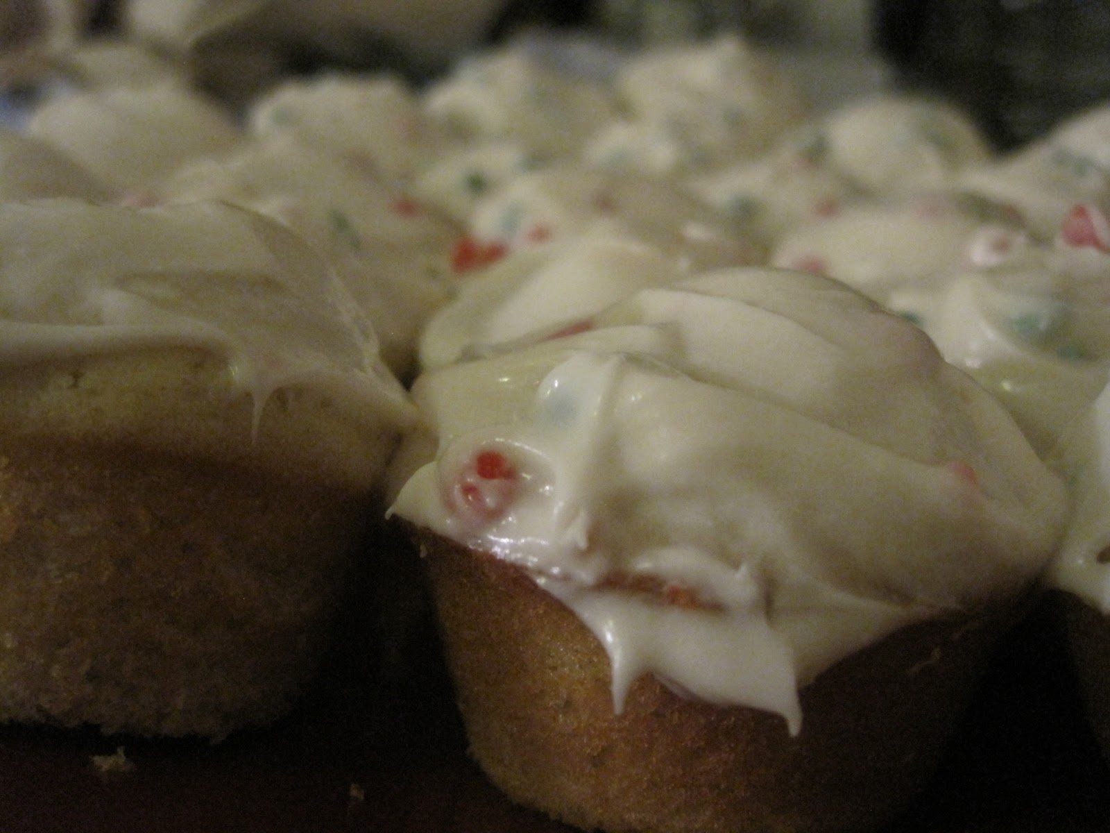 The Crafty Exploits of Thunder Crafts: Baking Week Two: Miniature