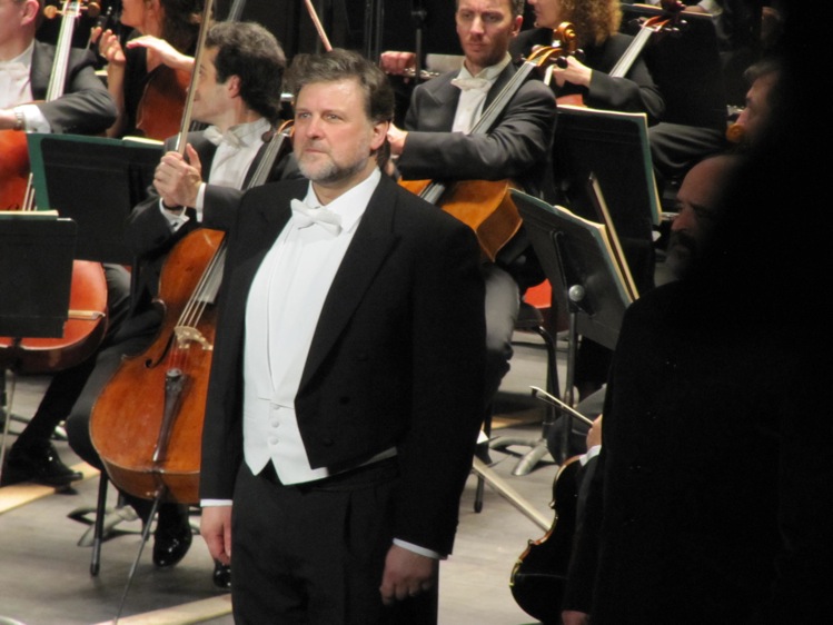 A touch of Bayreuth in Paris: Gatti conducts Parsifal - Tag - InstantEncore