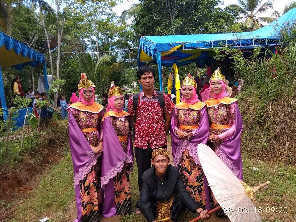 UPACARA ADAT SUNDA MAPAG PANGANTEN - https://cianjurkreatifedukatif ...