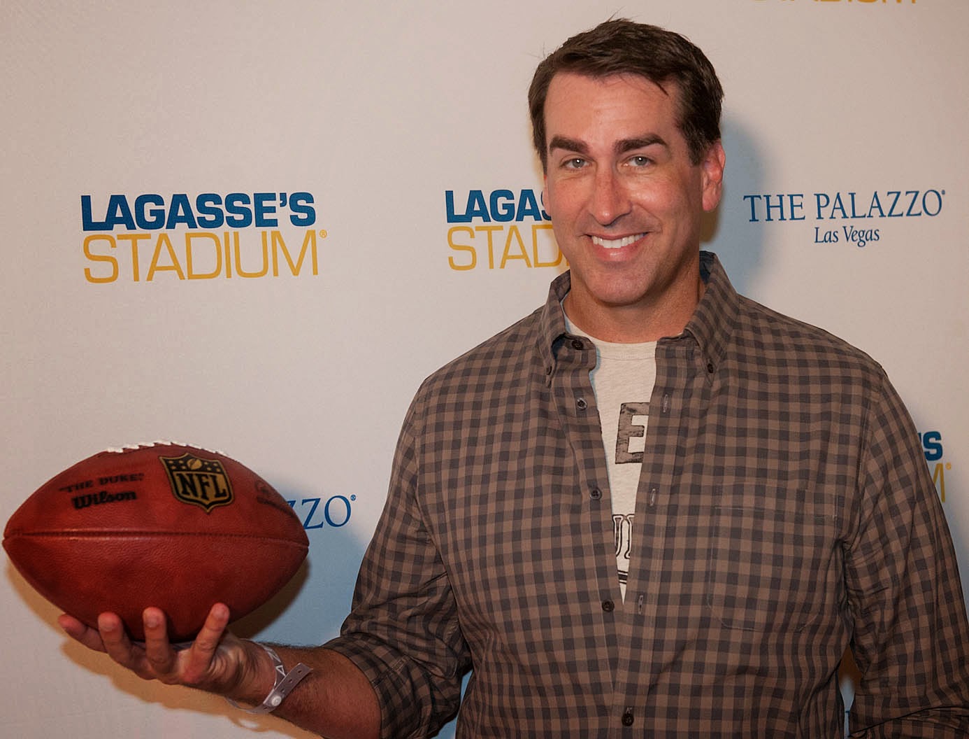PALAZZO LAS VEGAS WELCOMES USMC ROB RIGGLE