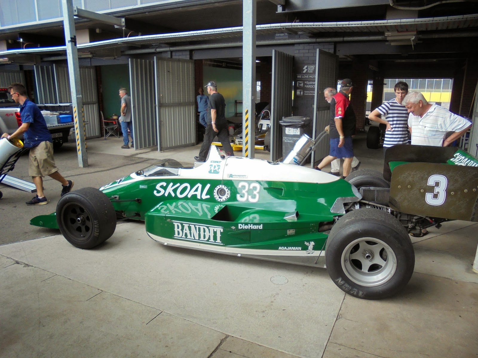 Aussie Old Parked Cars: 1986 March 86C Indycar - Skoal 33 ex Tom Sneva