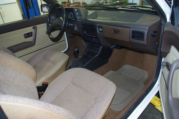 5k: 1989 VW Fox; 10k original miles - Survivor - DailyTurismo