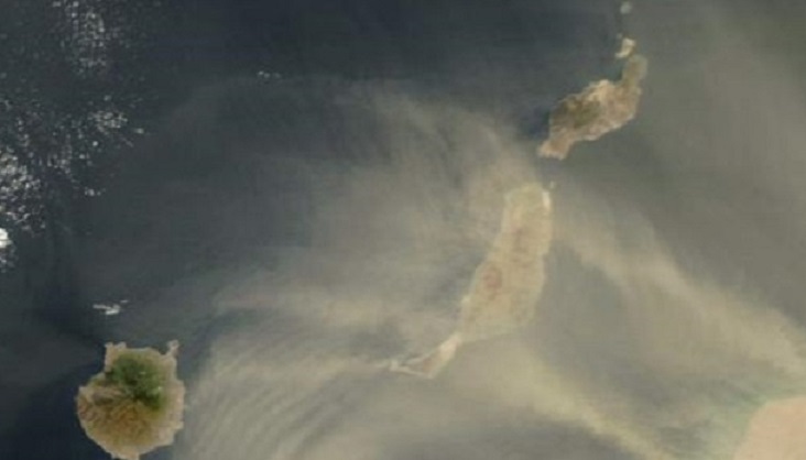 THE GRANDMA'S LOGBOOK ---: FUERTEVENTURA: PIRATES, STRONG WINDS AND CALIMA