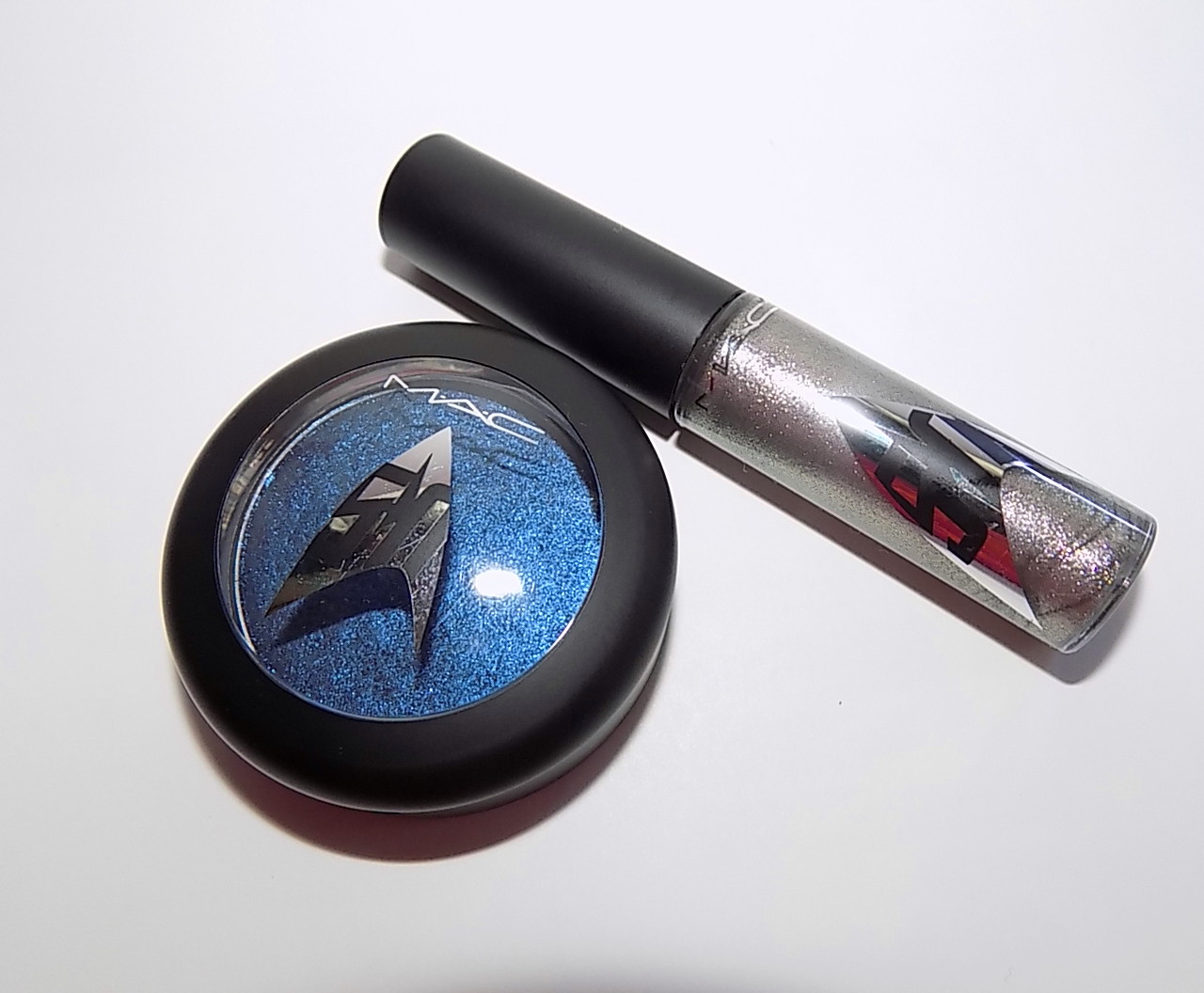 The Beauty Alchemist: MAC Star Trek- Set To Stun & Midnight