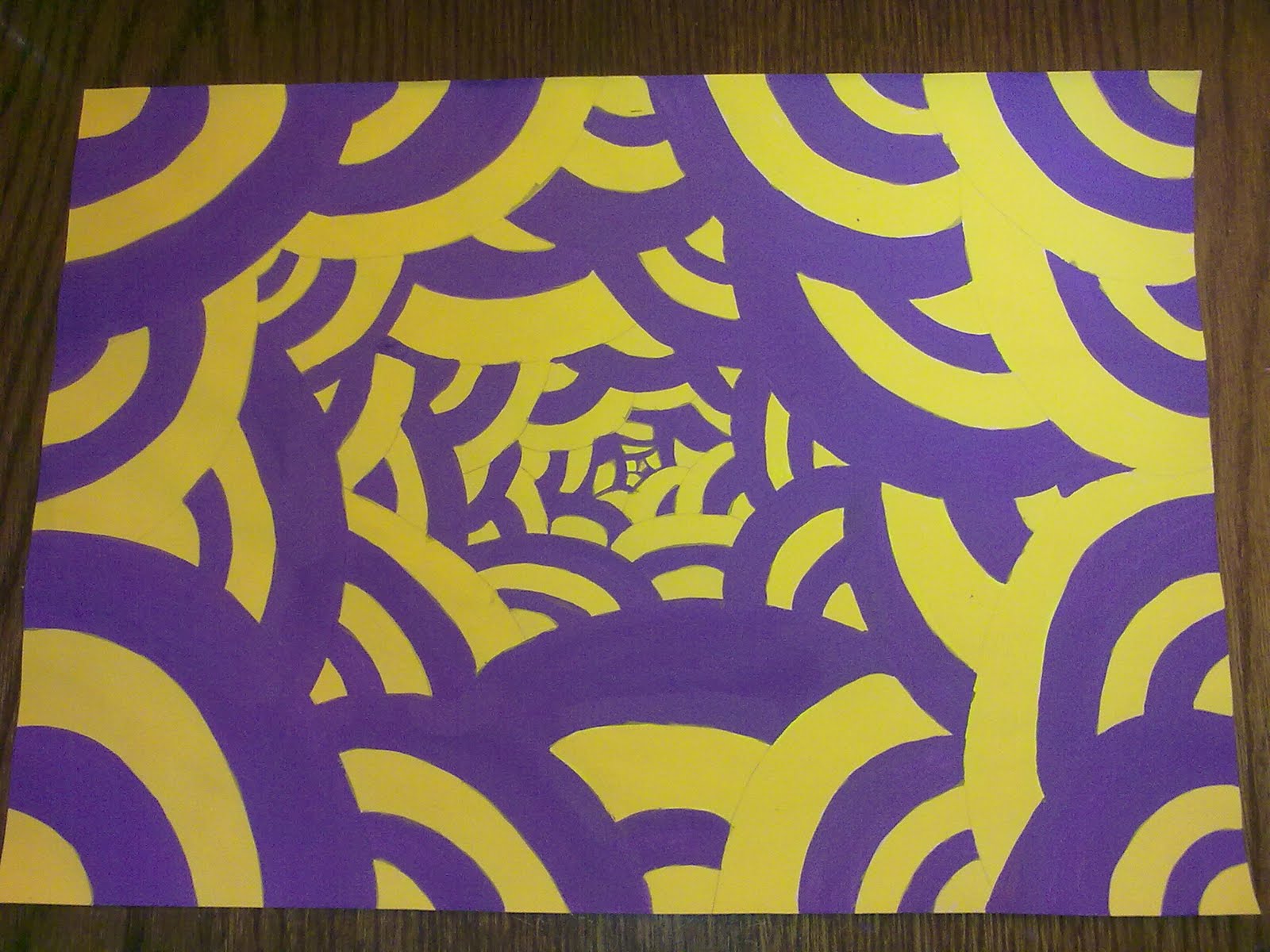 Mi mundo de colores.: Color amararillo y violeta, colores en profundidad