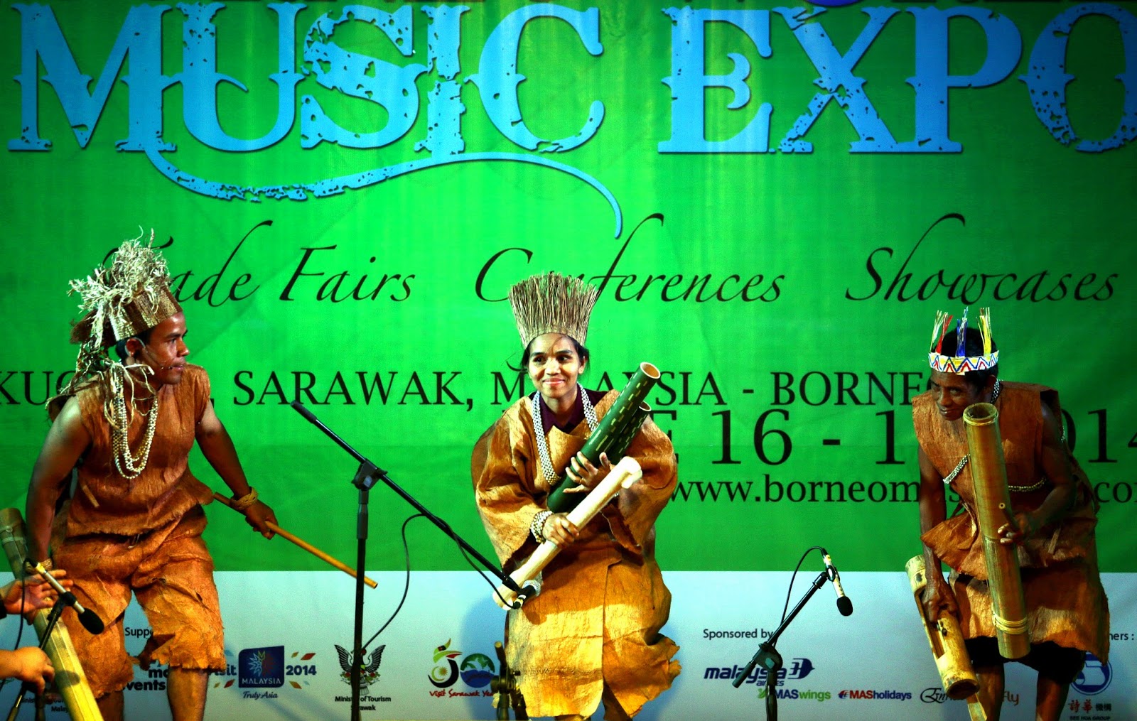 Showcase Hari Pertama Borneo World Music Expo - Tukang Jalan Jajan