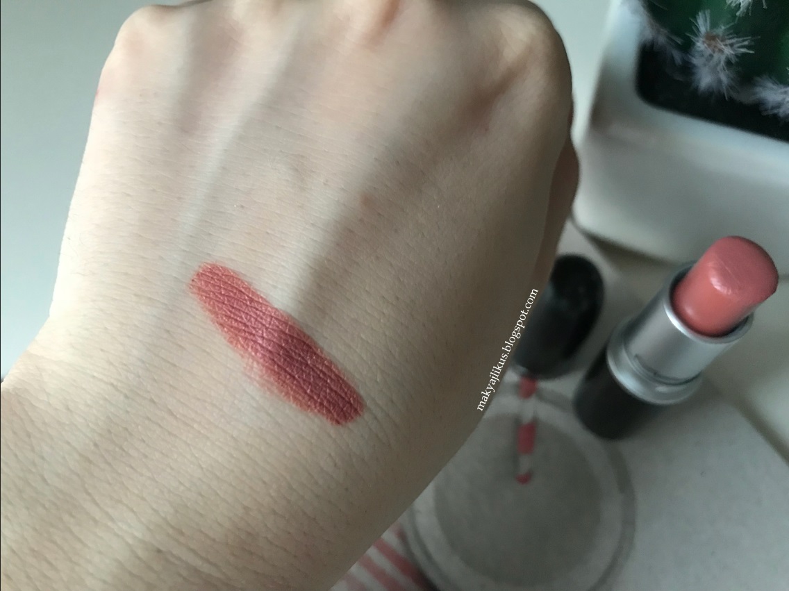 Mac Velvet Teddy Ruj - MakyajlıKuş Blog