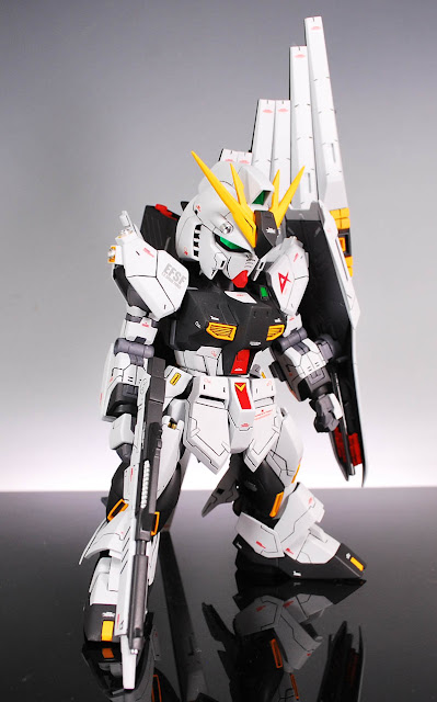 Custom Build: SD x HG RX-93 nu Gundam