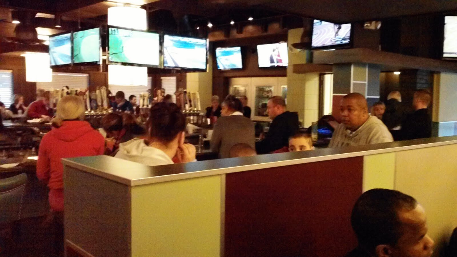 Rochester Westside Grub: Zebb's Deluxe Grill and Bar