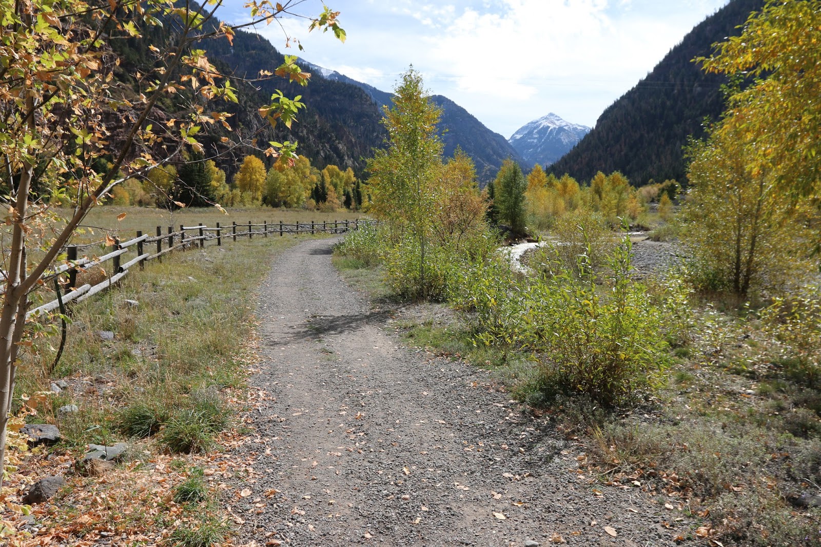 gjhikes.com: Uncompahgre River Walk