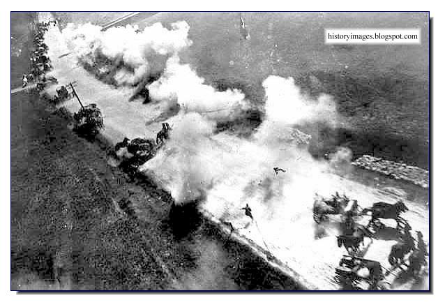 HISTORY IN IMAGES: Pictures Of War, History , WW2: Downfall: The ...