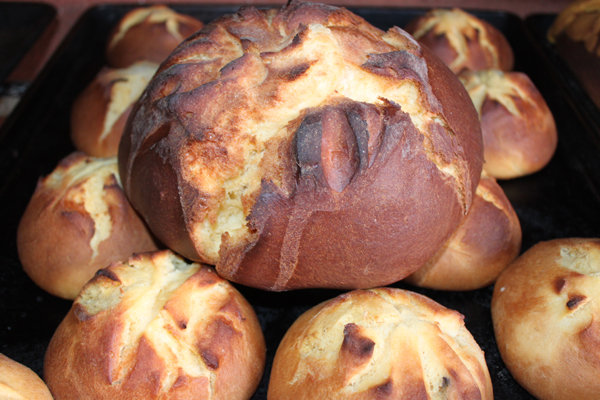 @donkshu: ¿A QUIEN LE DAN PAN QUE LLORE?