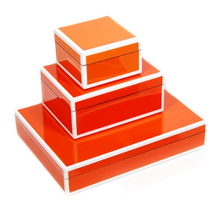 * T h e * V i s u a l * V a m p *: Hi/Lo Lacquer Boxes