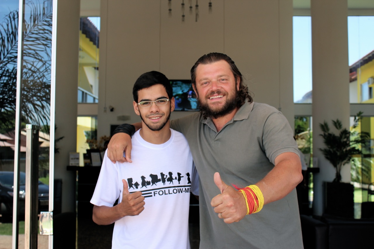 Marruá Hotel Blog: Richard Rasmussen do Programa Aventura Selvagem do ...