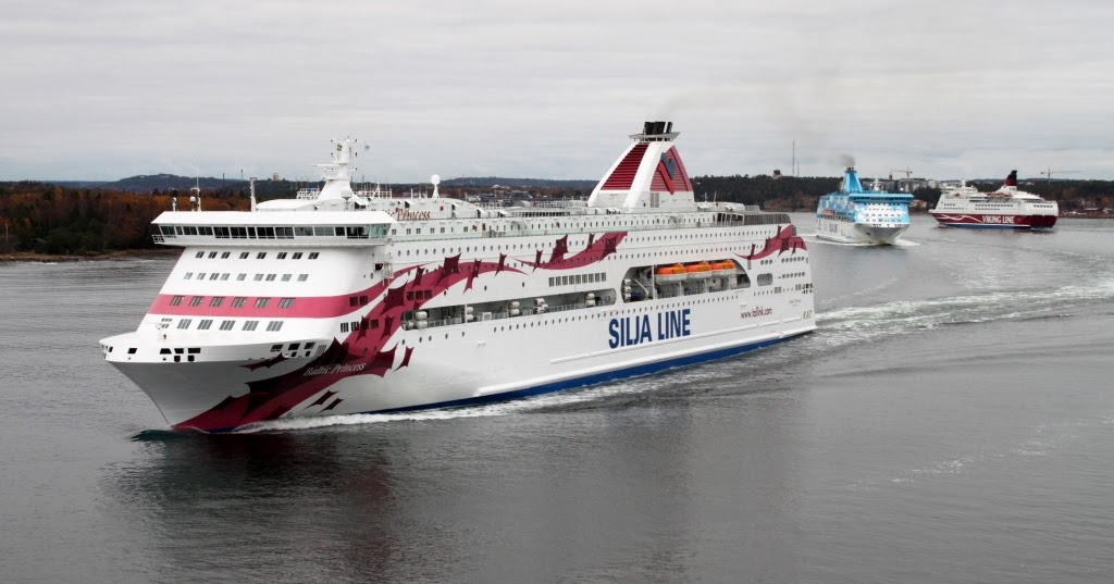 kships: Baltic Princess in Mariehamn, 30 October 2015