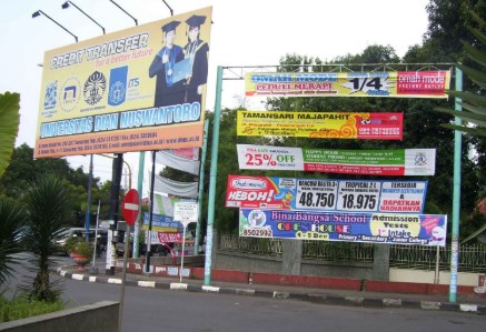 Ukuran Standar Spanduk berdasarkan Kebutuhan Ruang dan Tempat ...