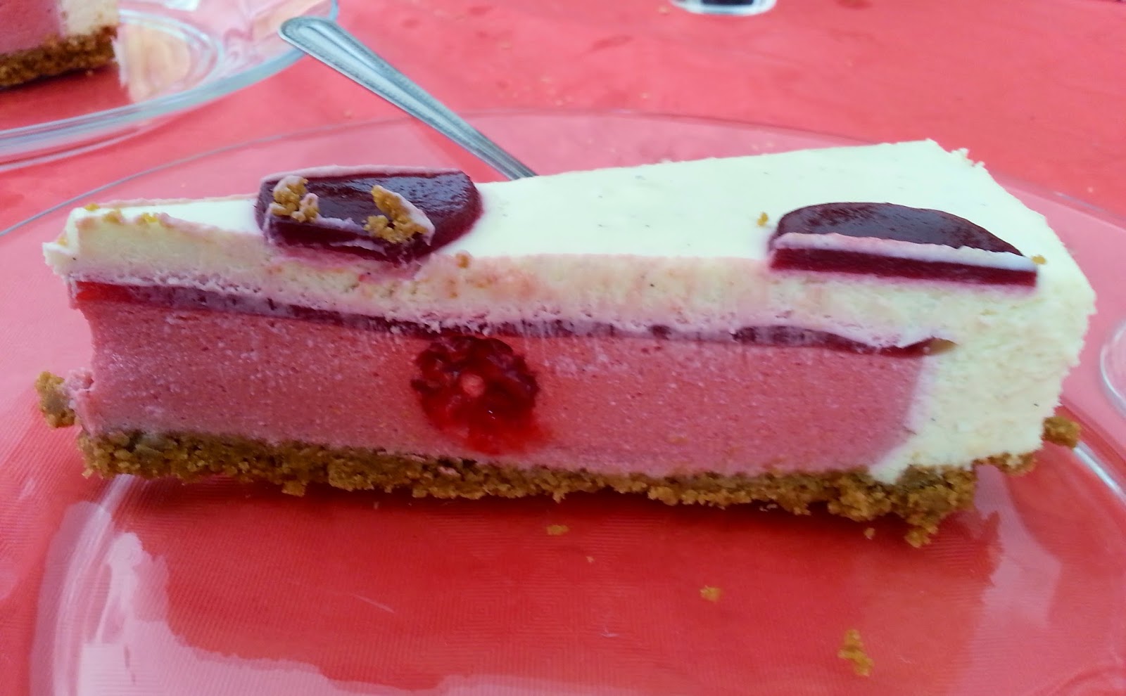 L'emulsion des saveurs: Entremet framboises et chocolat blanc avec ...